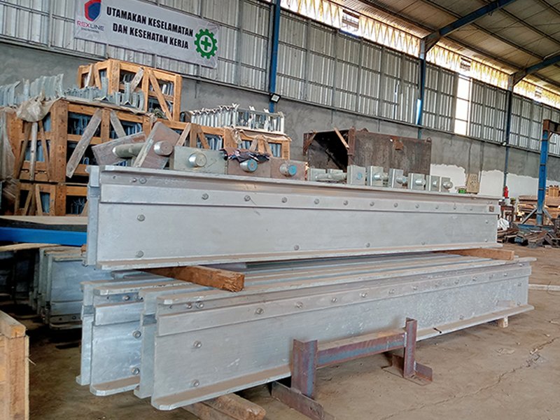 Desain dan Fabrikasi Internal - RexLine